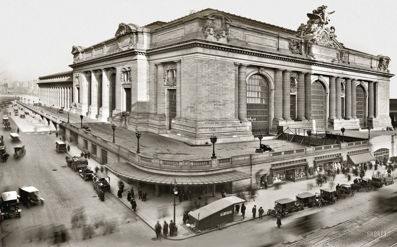 The Secrets of Grand Central: The Whispering Gallery and More