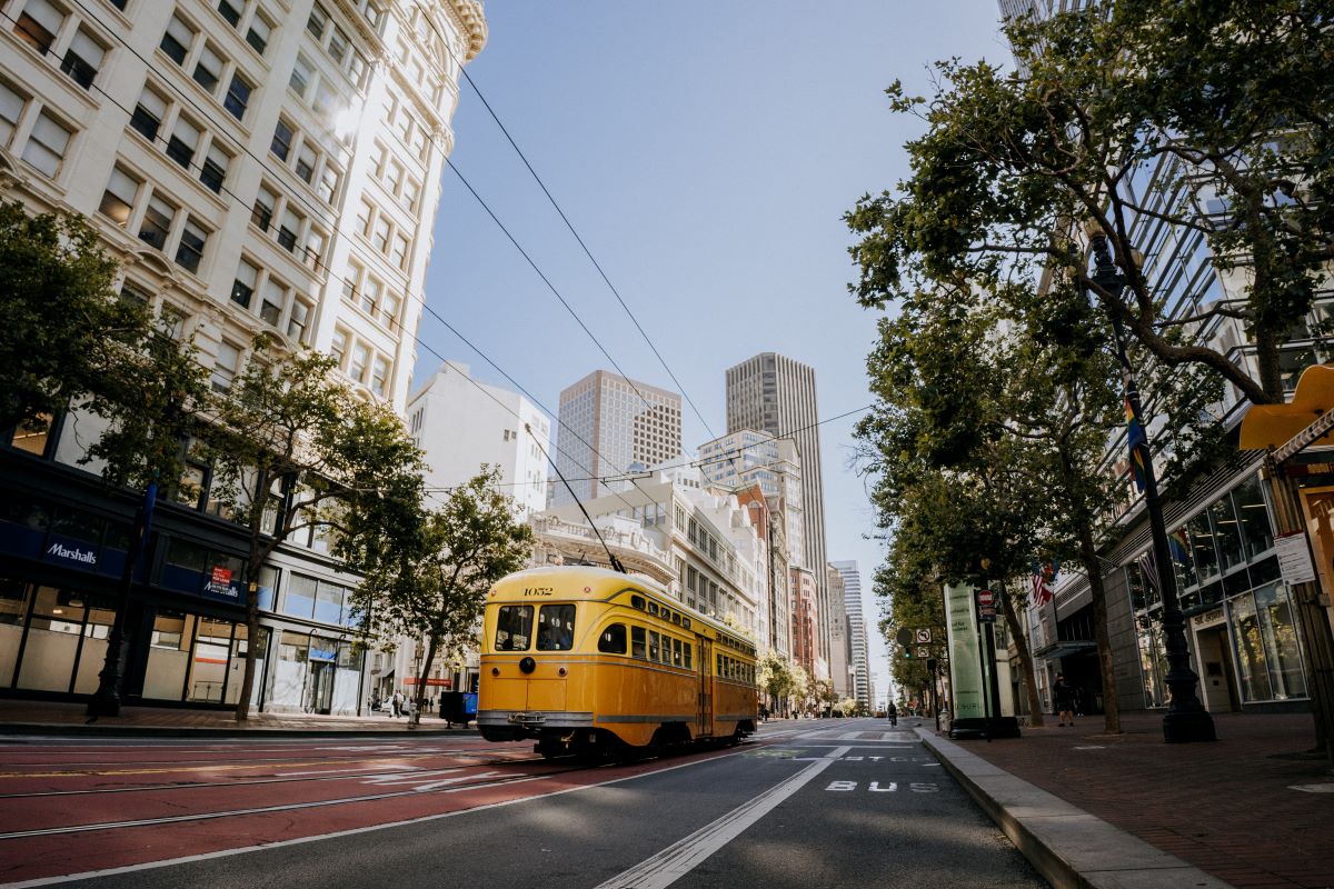 Discover San Francisco by Historic Streetcar in 5 City Stops