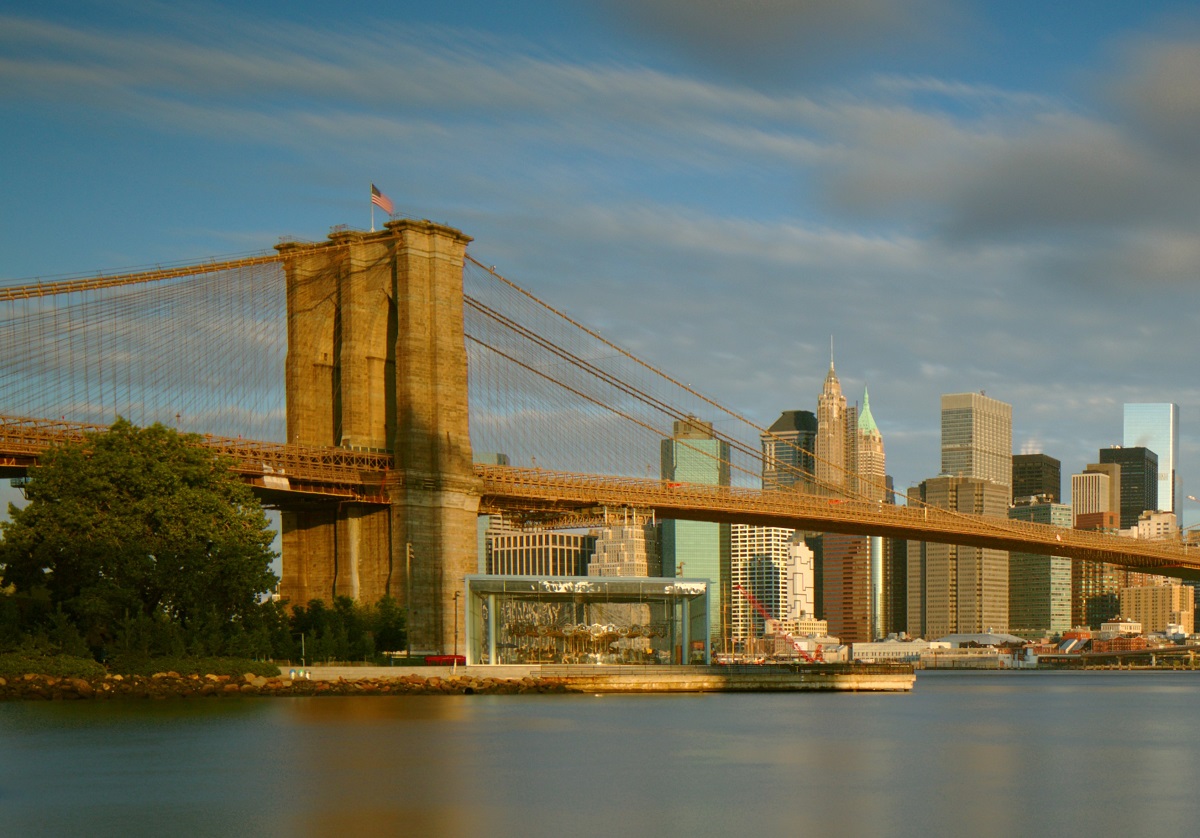 Exploring the Iconic Brooklyn Bridge Up Close