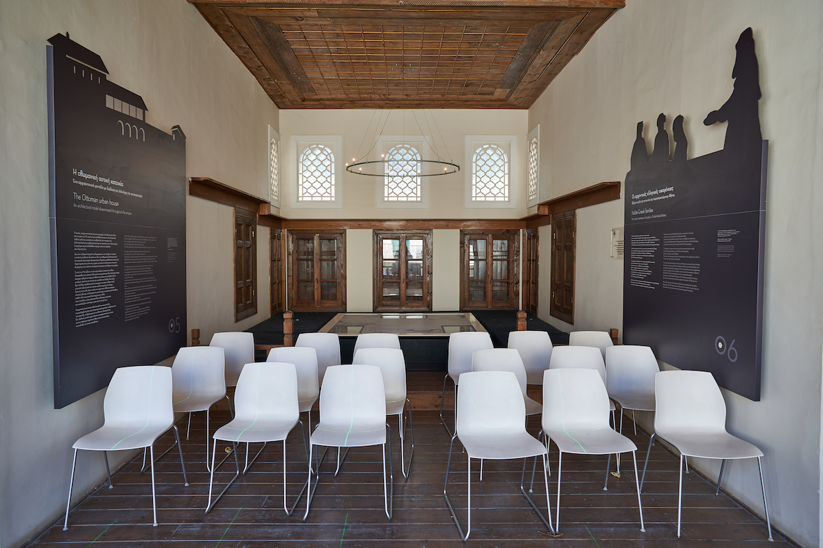 Essential Plaka: Athens' Charming Neighborhood Uncovered