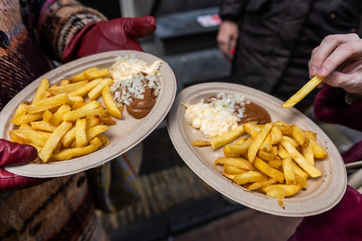 What to Eat in Amsterdam: 10+ Foods You Need to Try